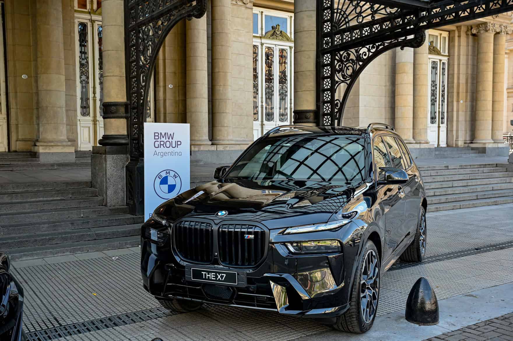 Top 5 xe BMW dành cho dịch vụ tài xế riêng - Euro Car