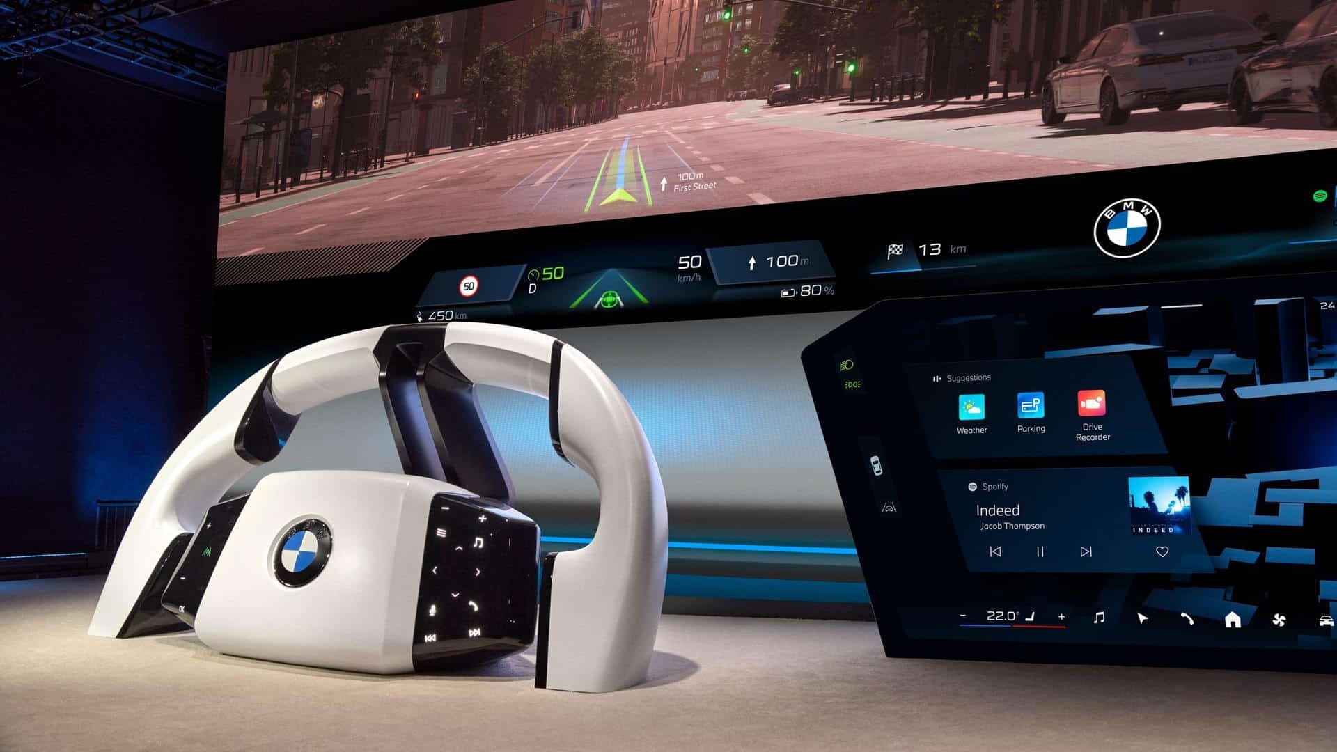 BMW ra mắt hệ thống giải trí iDrive X với màn hình công nghệ cao - Euro Car